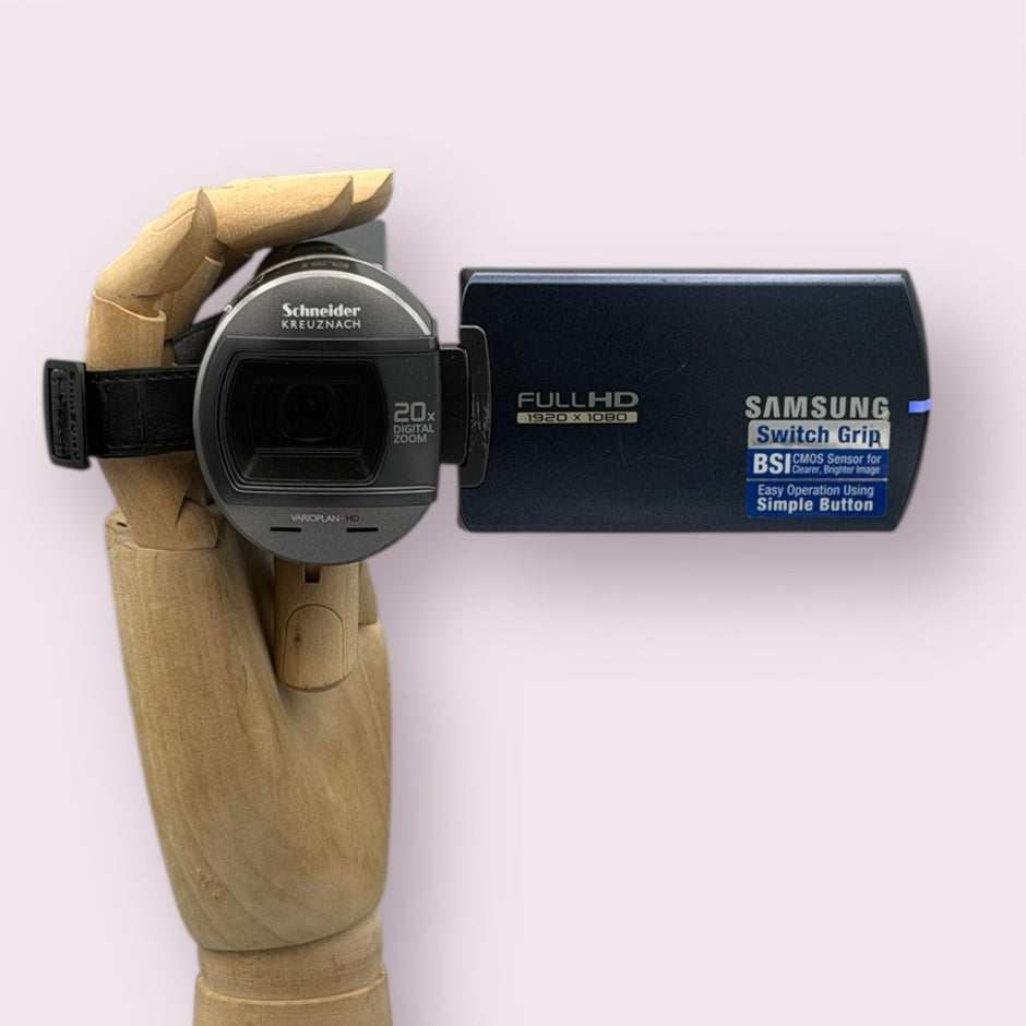 Digital Cameras | Vintage Digicams | Shop Accessories | Y2K Retro Tech ...